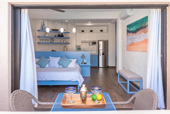 Newly Remodeled Condo In The Cabo Marina - Cabo San Lucas