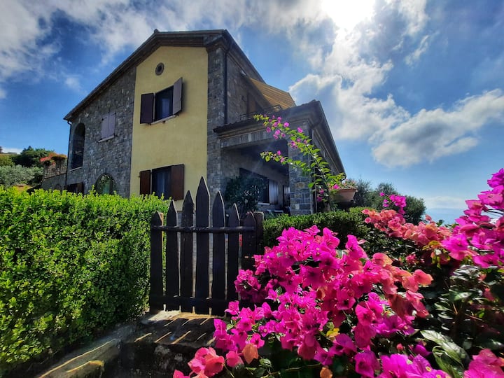Bella Vista Sul Mare E Sulle Colline Del Cilento - Acciaroli