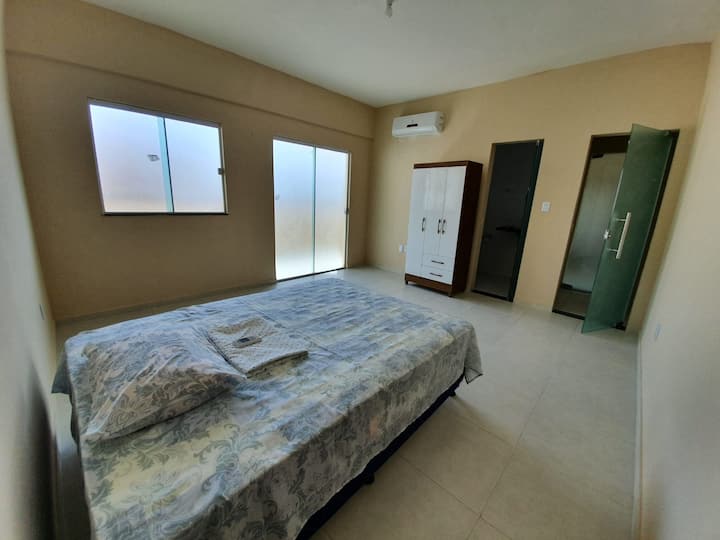 Ap Com 3 Dormitórios, Sala, Cozinha, 2 Banheiros - Sobral