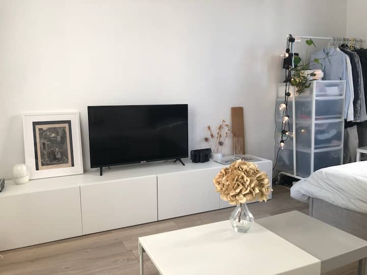 Nice Studio 5 Mins From Canal St.martin - Paris