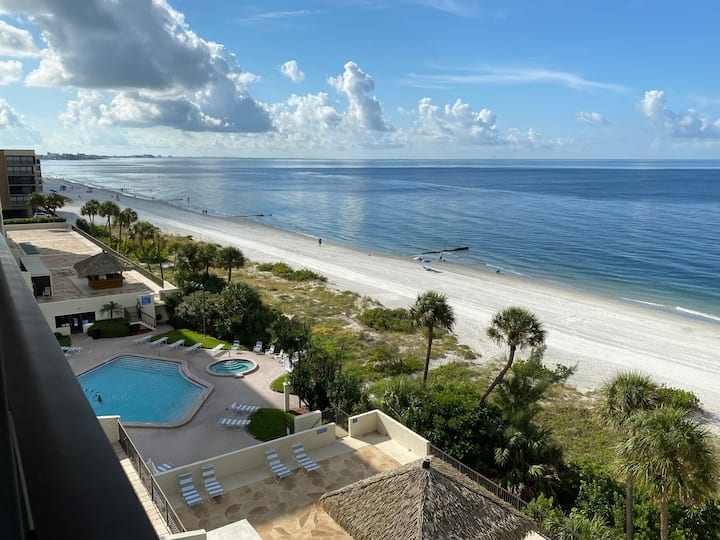 April & Moe's Place - Madeira Beach, FL