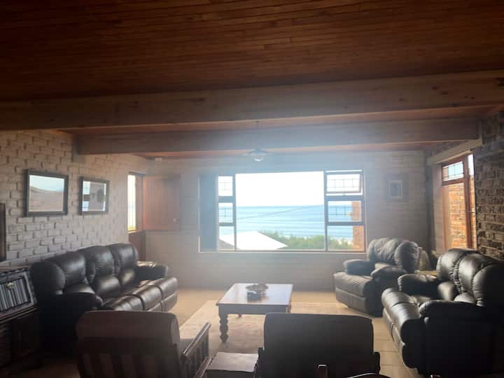 3-bedroom Home With Ocean View - Vleesbaai