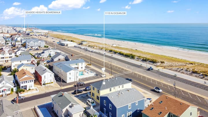 Beautiful 3-bdrm Beachfront < 100 Steps To Beach - Seaside Park, NJ