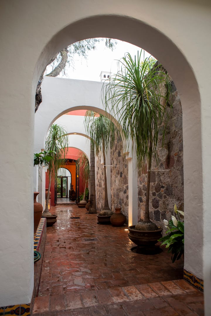 Moroccan Inspired Retreat In Historico Center - San Miguel de Allende
