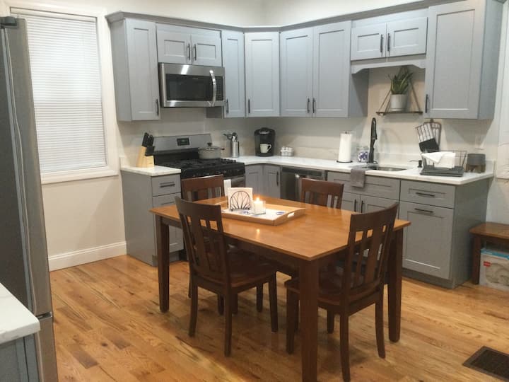 Modern Apartment In The City - Northeastern University, Boston