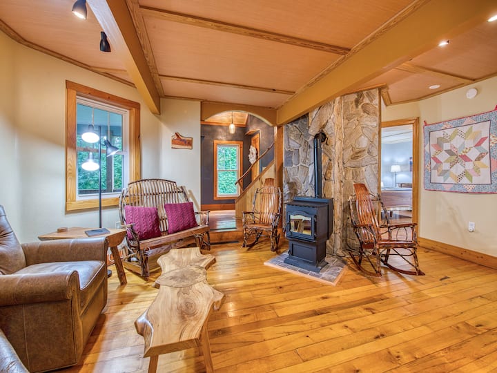 Quilt & Craft Retreat Smoky Mtns - Bryson City, NC