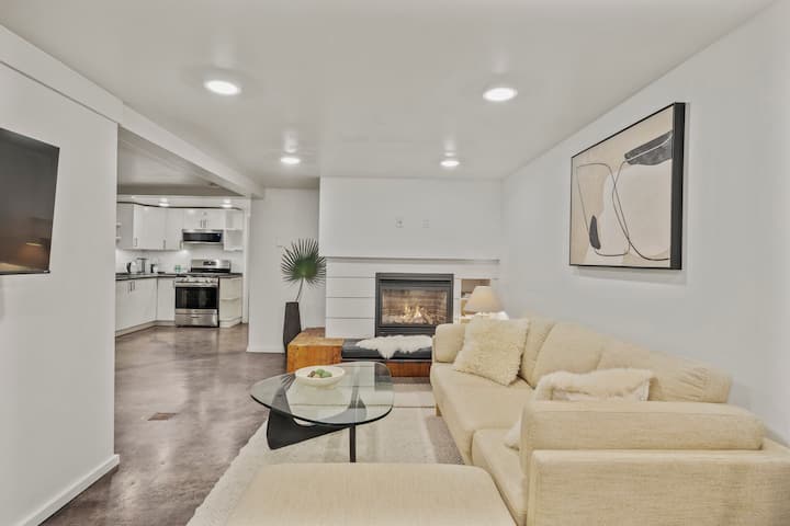 Cozy⚡️clean⚡️modern Updated Private-2br Guest Suite - Seattle, WA