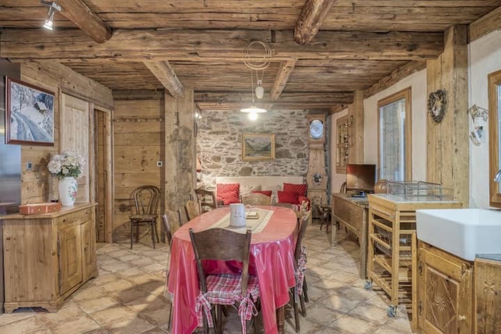 Superbe Appartement Avec Piscine - Ferme Rénovée - Saint-Gervais-les-Bains