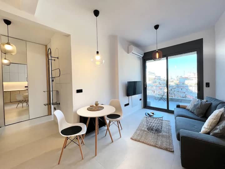 Plato Penthouse | Minimalist Design - Selanik