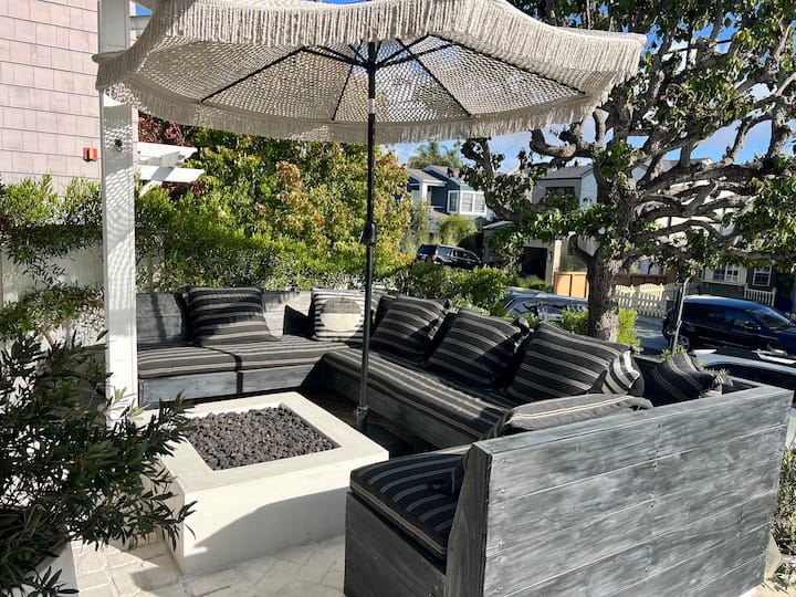 Bright Spacious Retreat At Beach - Manhattan Beach, CA