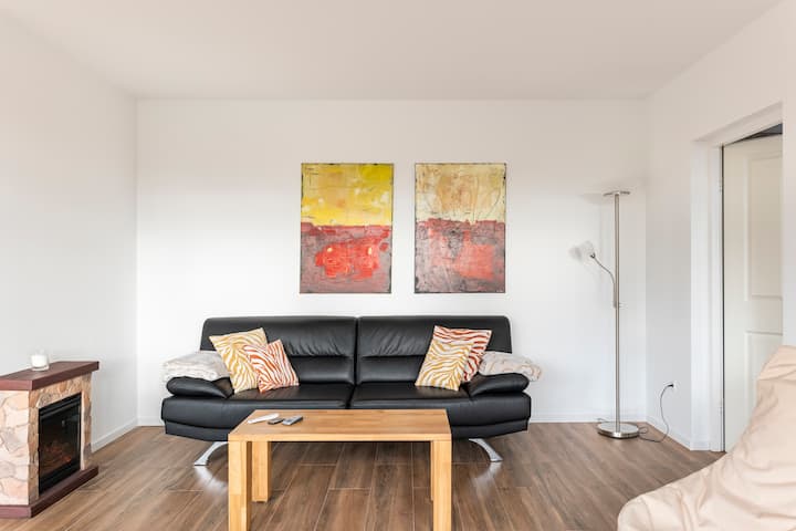 Geschmackvolle 2-zimmer
Wohnung In Köln-westhoven - 쾰른