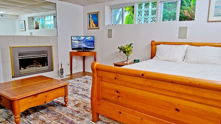 Tranquil & Cozy + Close To Everything - Lynnwood, WA