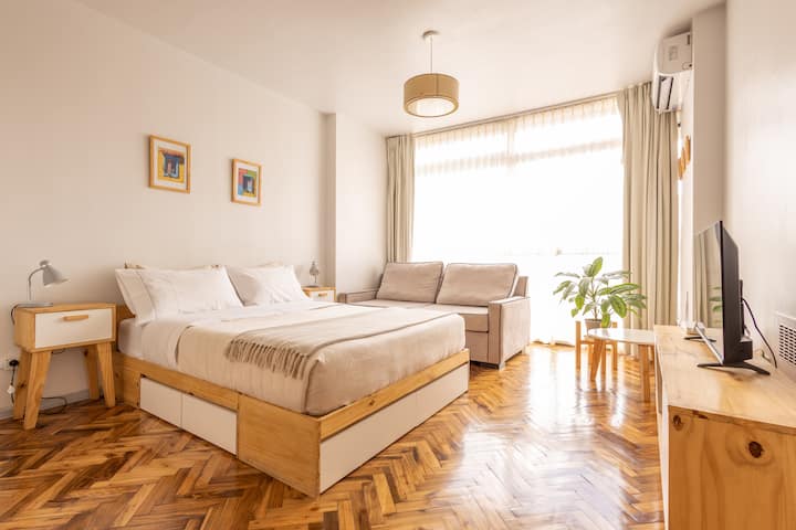 Downtown • Corrientes Ave. • Walk To Obelisco! - Buenos Aires