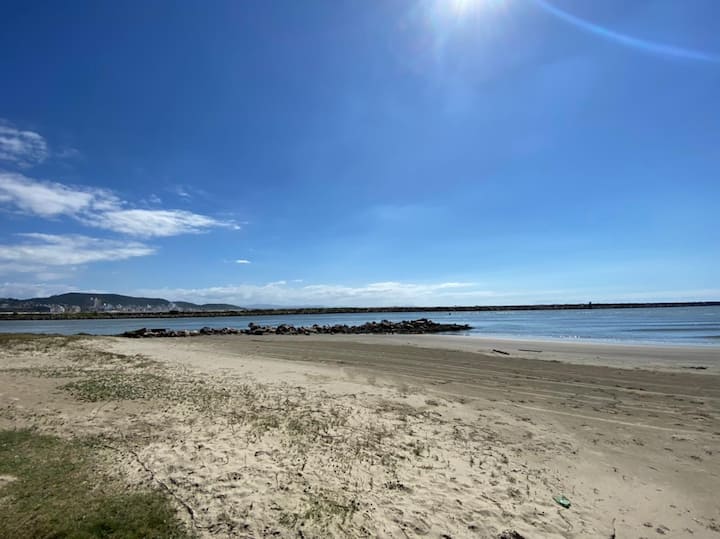 Casa Pé Na Areia Frente  Ao Mar Com 5 Quartos - Laguna