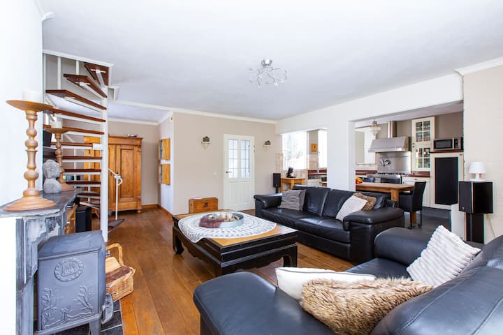 3. Private Room With Single Bed, Shared House. - Tilburg