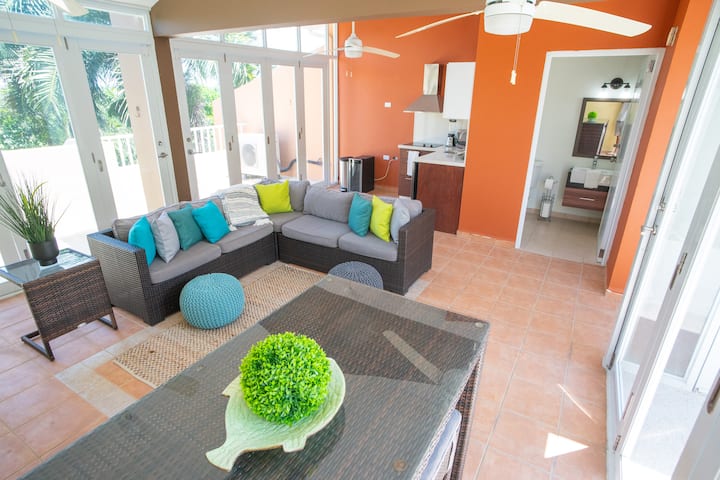 Casa Rubia - Bo. Puntas Walk To Surf/restaurants - Rincón