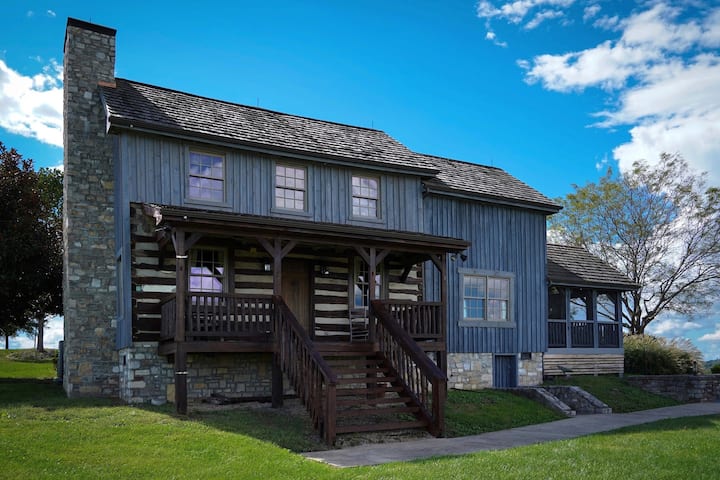 The Manor House At Blackfish Farm - Fort Boonesborough State Park, Richmond