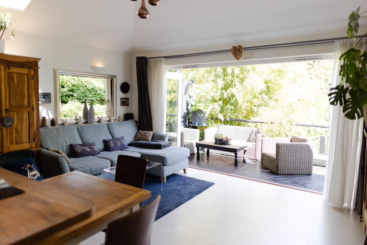 West Bromwich Holiday Rentals & Homes - England, United Kingdom | Airbnb