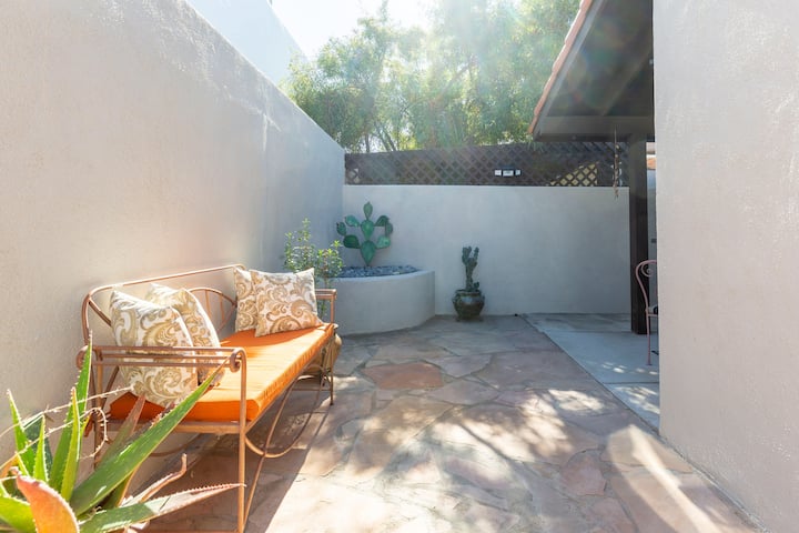 Charming Sam Hughes “Cactus Casita” Near Uofa - Tucson, AZ