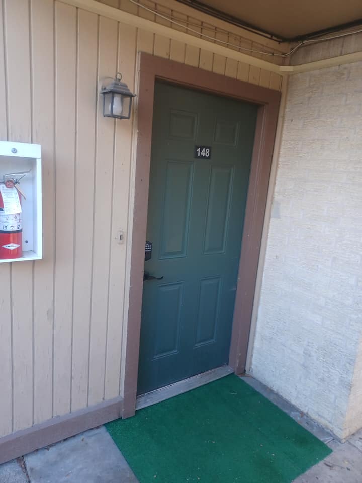 Entire Apartment Suite- Austin - Dove Springs - Austin