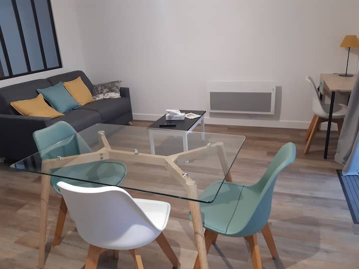 Agréable Maison De Tisserand Au Coeur De Cholet - ibis budget Cholet Centre