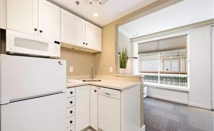 Walking Dist. To Risd & Brown. Entire Unit. - Providence, RI