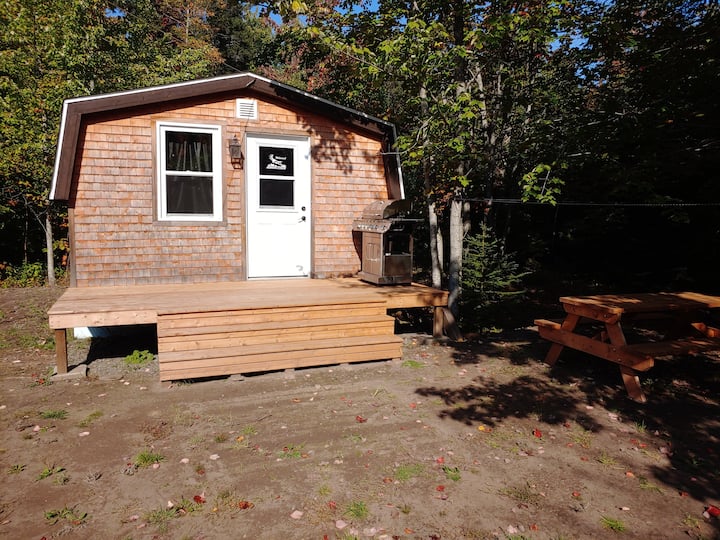 Cozy Hobby Farm Retreat With Wooden Stove - Bouctouche