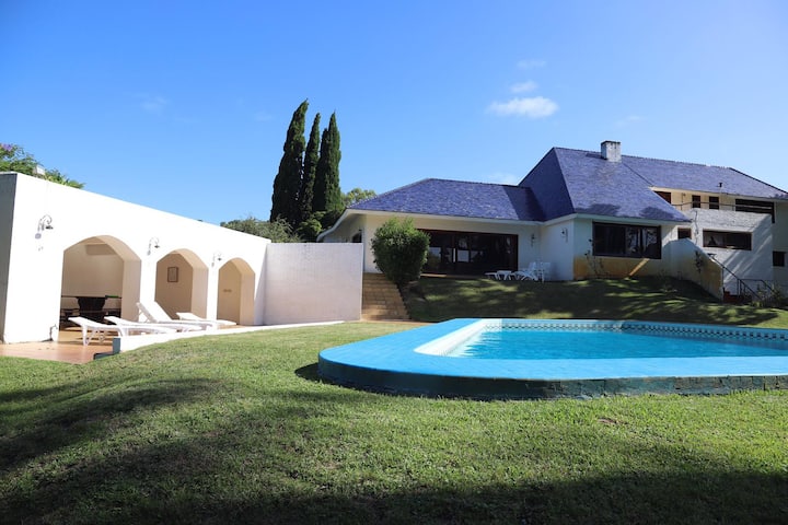 Villa Con Giardino E Piscina - Tejas Azules - Punta del Este