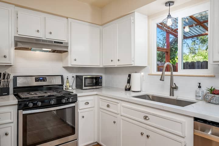 4 Bed Home Under Canopy Of Oaks W/family Game Room - Atascadero, CA