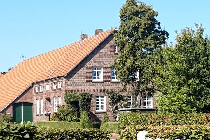 Ostfriesischer Gulfhof Mit Ganz Viel Platz - Wiesmoor