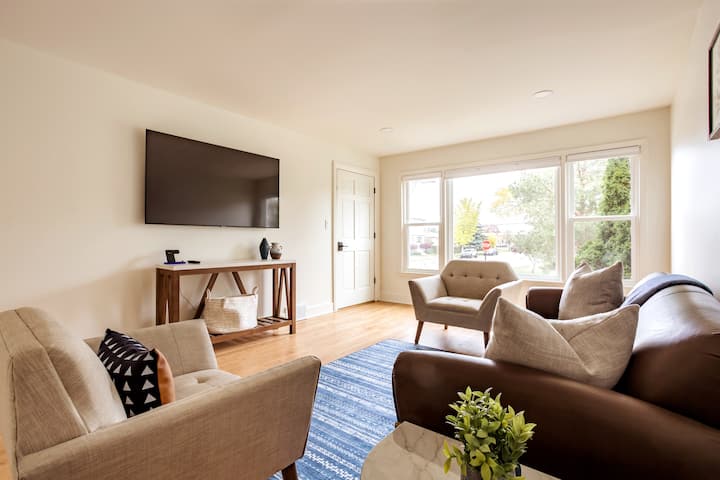 Top Rated Stay With Free Parking+king Beds+laundry - Oak Park