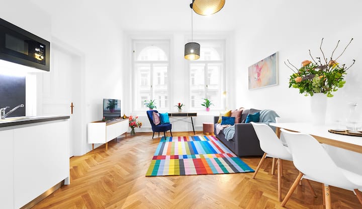 Eye Catching Old Town 1-bedroom Apartment (2f) - Praga