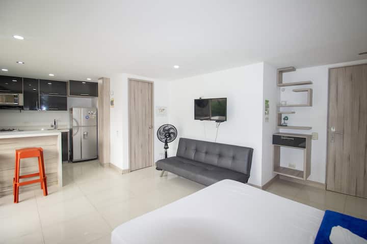 Increíble Apto Con Vista,  Balcón Y  Parqueadero - Medellín