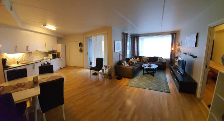 Romslig Og Sentral 3 Roms Leilighet I Tromsø - Tromsø