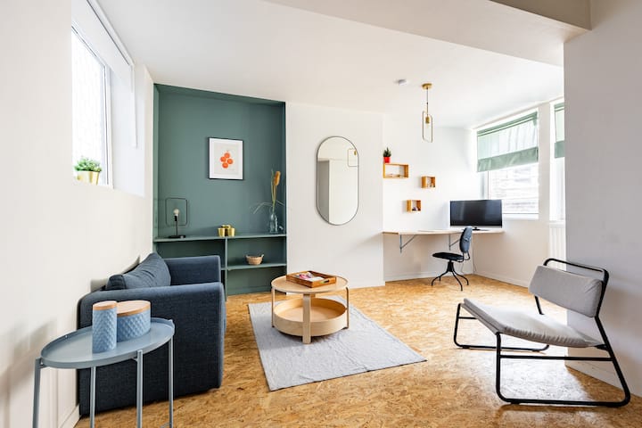 Maison De Ville (2 Studios) En Roture, Liège - Provincie Luik
