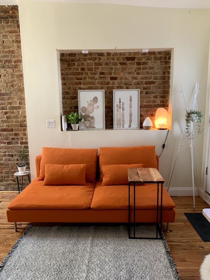 Cozy Bed-stuy Guest Suite With Outdoor Deck - Queens, NY