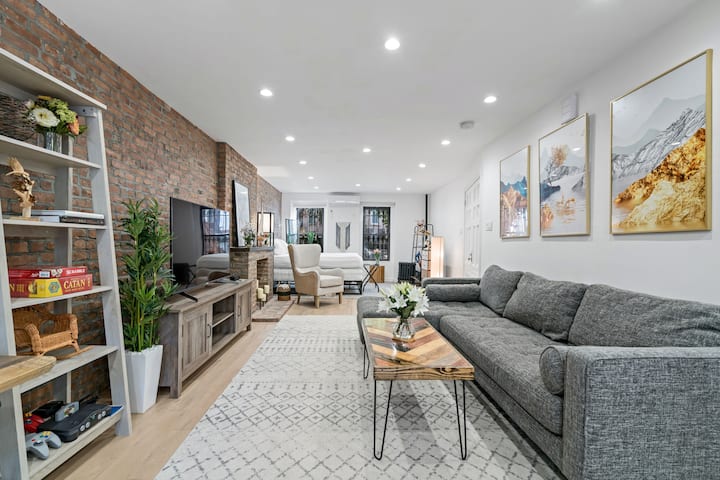 Spacious New Brownstone Garden 1br Home-office W/d - New York