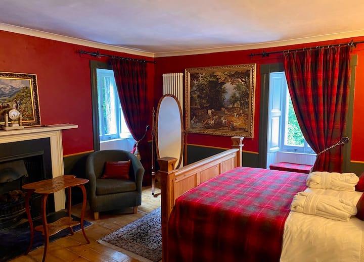 Highland Room With Luxury En-suit Bathroom - Perth