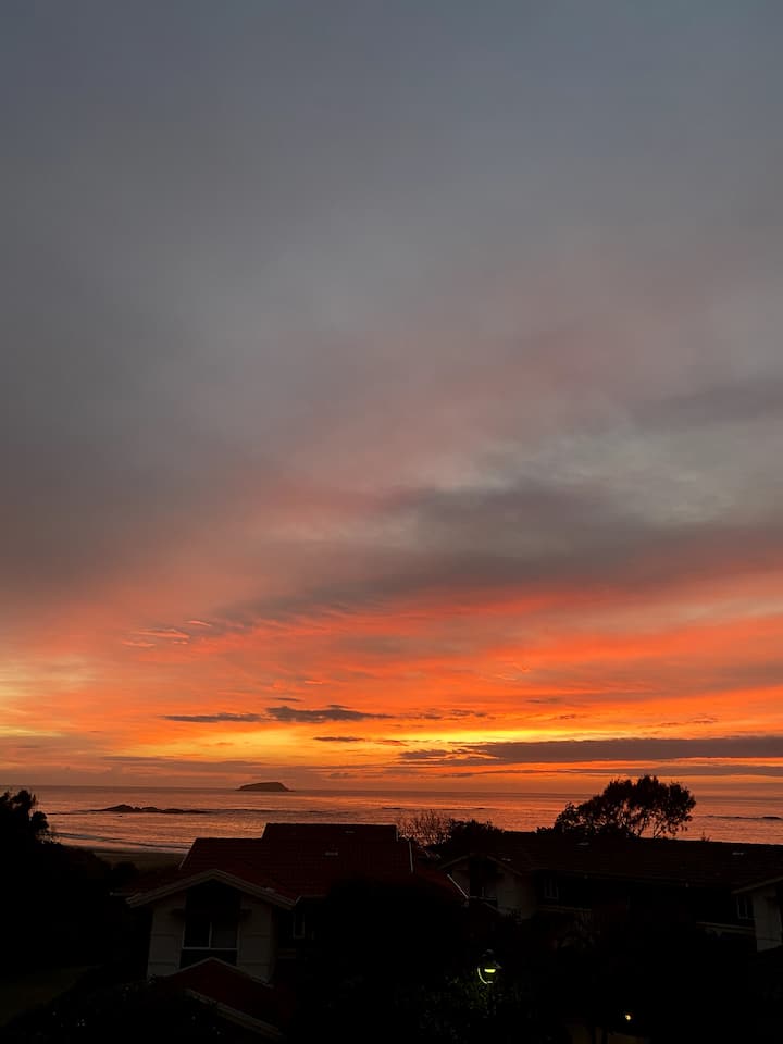 Casa Tropicana In Aqua Luna Resort Ocean Views - Coffs Harbour