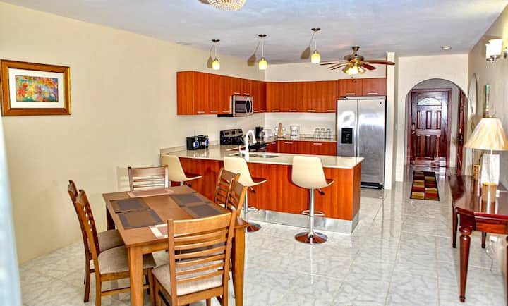 A Hidden Gem That Will Take Your Breath Away! - 聖托馬斯島