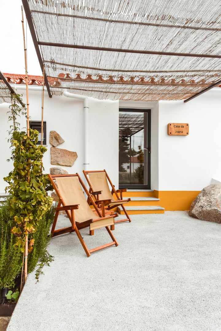 T2 Superior Pátio Exterior - Casa Branca