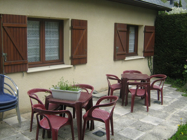 Chalet Mitoyen Avec Vue Sur La Montagne. - Cauterets