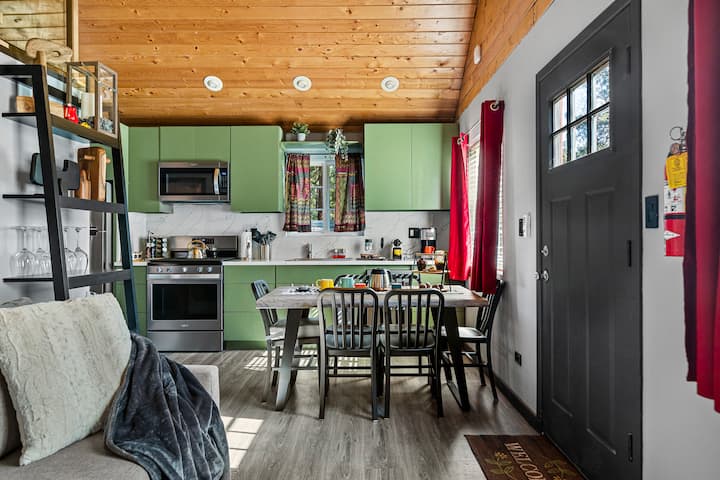 Calipe Lux Cottage W/ Steam Sauna, Bbq & Hot Tub - シュガーローフ, CA