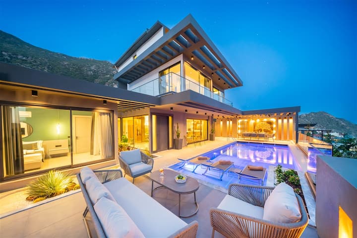 Deniz Manzaralı Hamam Sauna Kalkan Merkezde Villa - Kalkan