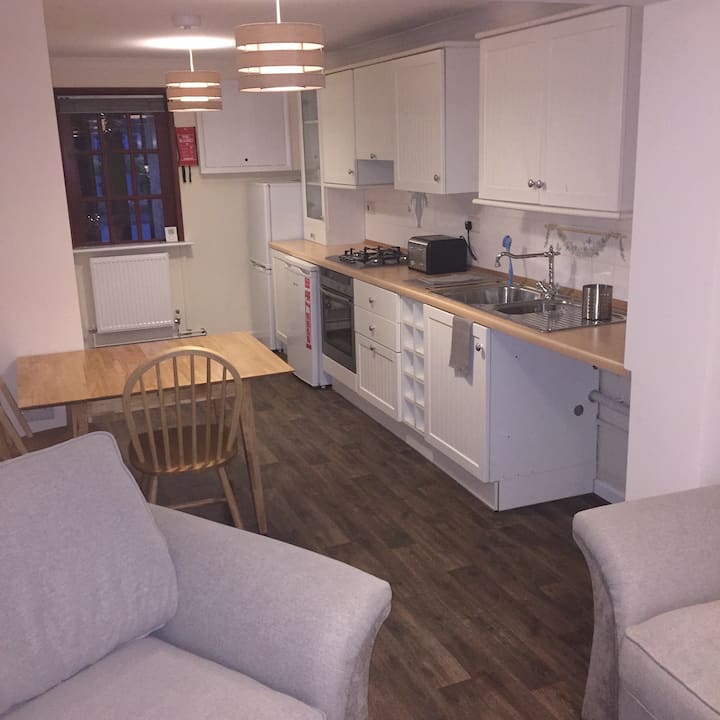 Double Room On A Quite Street - Bradford-on-Avon