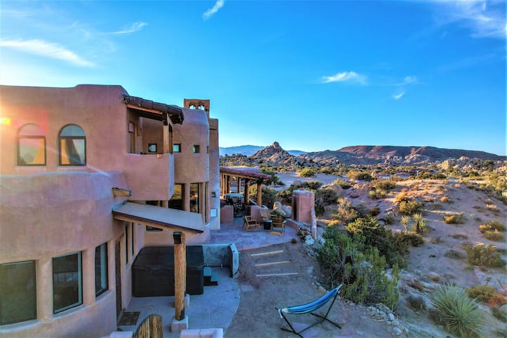 Sandcastle: Hot Tub, Firepit, Cowboy Pool, Huge - Joshua Tree National Park