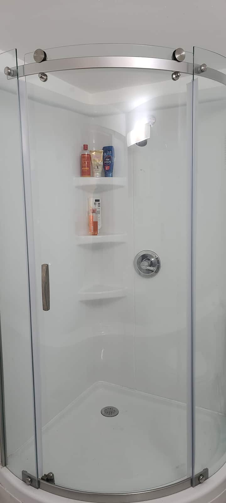 Entire Modern Two Bedroom In-law Apartment : $ 169 - Silver Lake State Park, Hollis