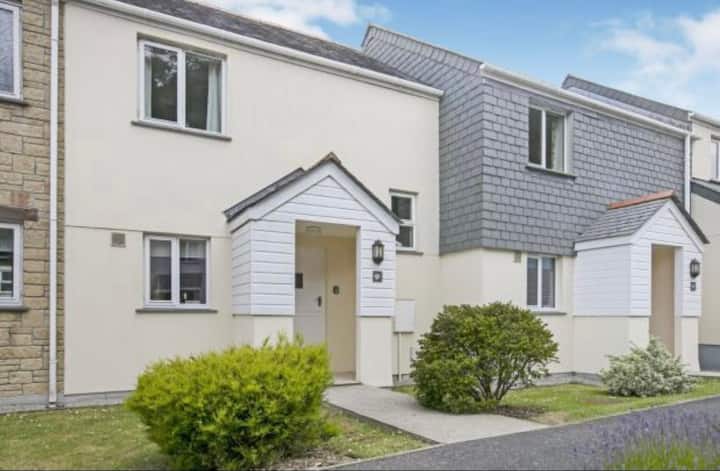 Rainbow Cottage, Pendra Loweth - Falmouth - Falmouth