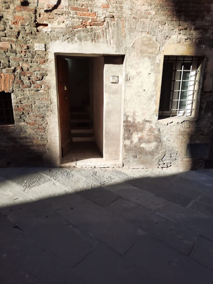 Bilocale In Pieno Centro Storico Siena - Siena