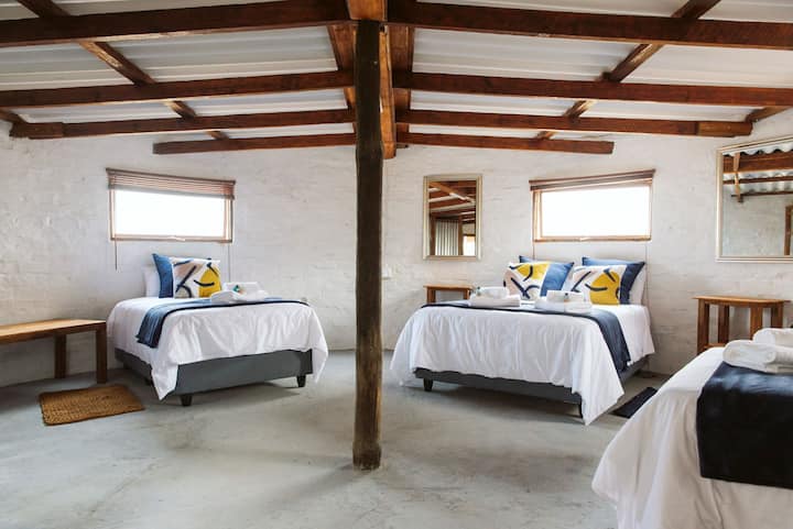 Chicken Coop - Excelsior Farm Accommodation - Vleesbaai